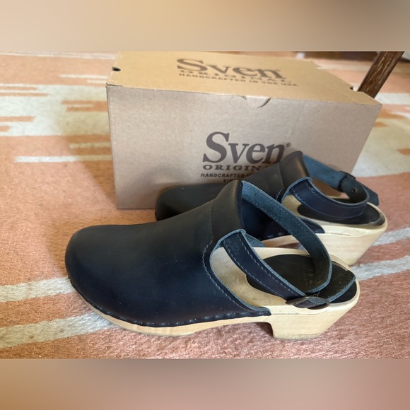 Sven | Shoes | Sven Sling Back Mid Heel Clog Black Leather And Natural ...